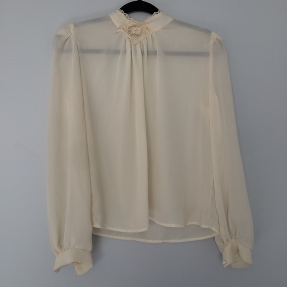 Dorothy Russo | Tops | Vintage Dorothy Russo High Neck Off White Top ...